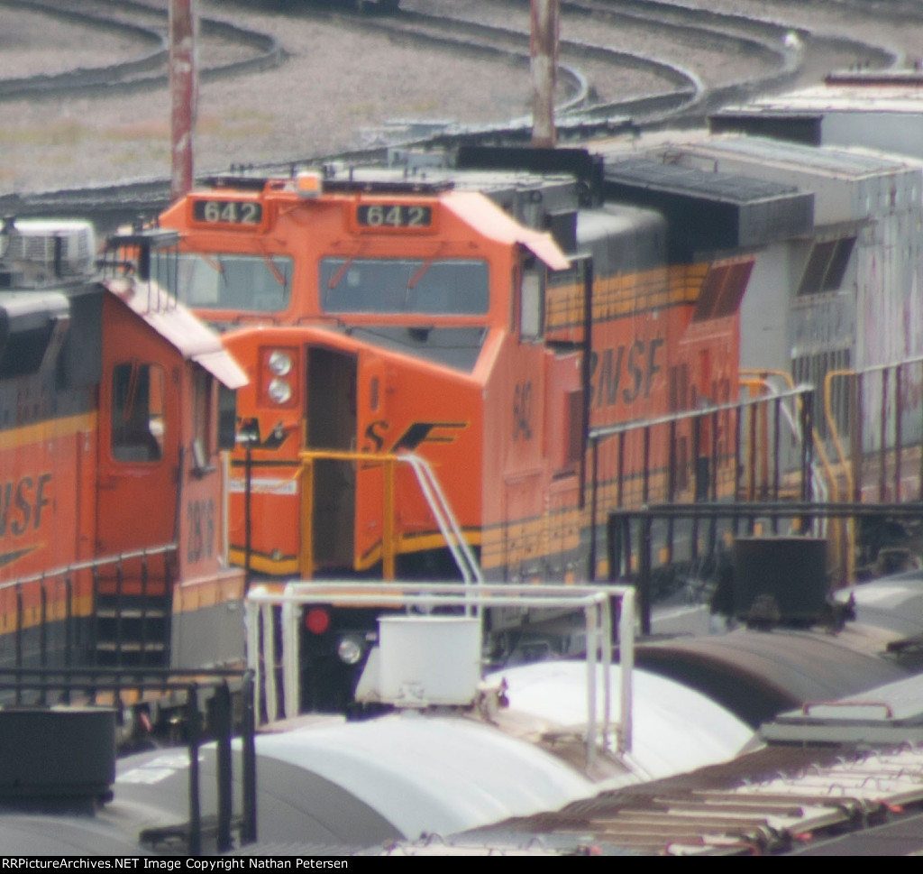 BNSF 642